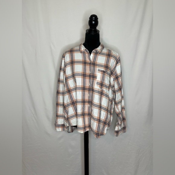 Universal Thread | Tops | Universal Thread Tan And Blue Plaid Shirt ...